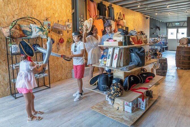 Sint Maarten Pirate Experience at the Rusty Parrot - Who Is This Experience Best For?