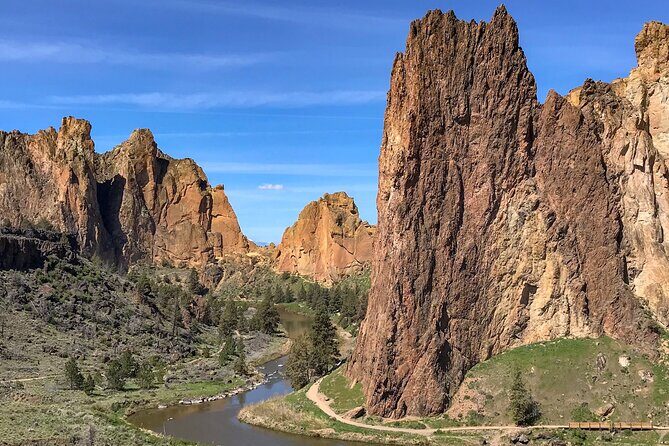 Smith Rock Beginner Rock Climbing Course with Certified Guides - The Itinerary in Detail