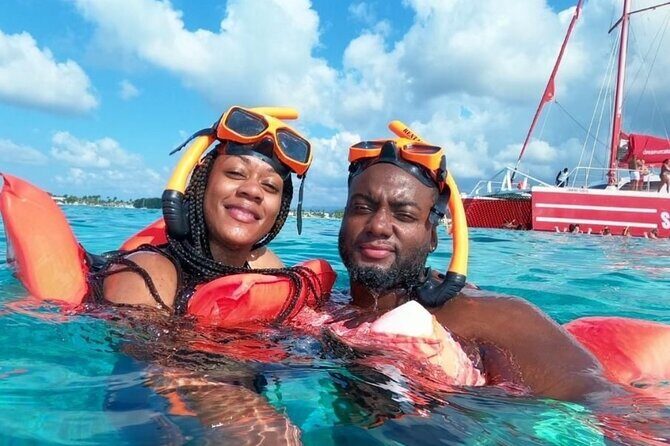 Snorkeling and Shopping in Montego Bay with Hotel pickup - The Sum Up