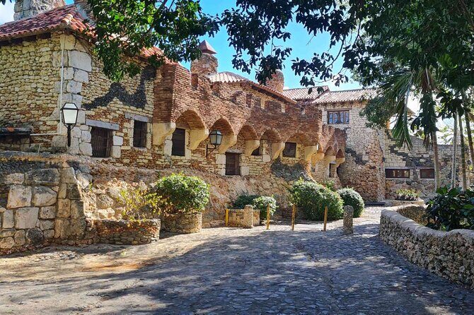 Snorkeling at Catalina Island & Altos de Chavón Full Day Tour - Who Should Consider This Tour?