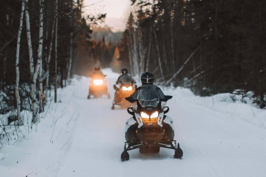Snowmobiling Upper Laurentians 2hrs near Mont-Tremblant - An In-depth Look at the Snowmobiling Experience