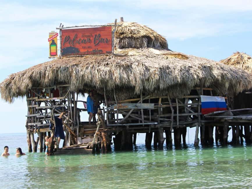 South Coast: Pelican Bar & Black River Safari Experience - Transport and Group Size