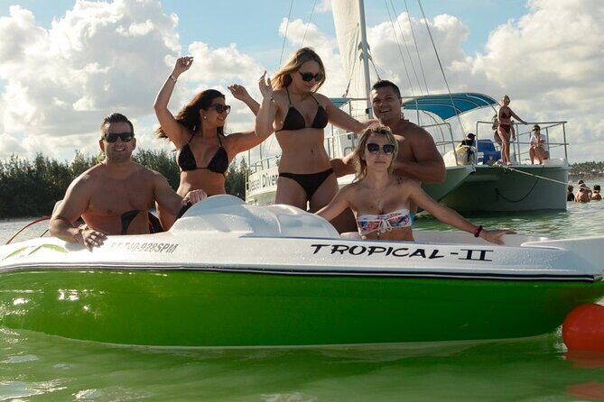 Speed Boat and Snorkeling in Punta Cana - Transportation and Group Size