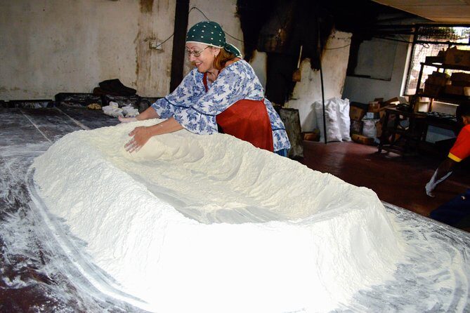 Sri Lankan Traditional Bakery Experience from Panadura - The Practical Details