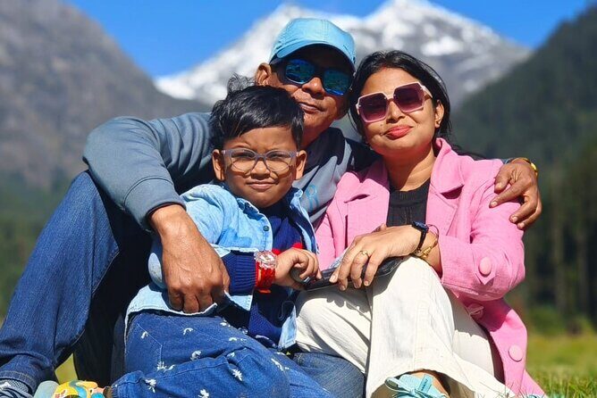 Srinagar Airport to Dal Lake Taxi Service - Meeting Points and Operating Hours