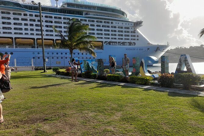 St. Lucia West Coast Boat Cruise with Snorkeling & Pitons - Sulphur Springs & Mud Baths: The Island’s Natural Wonder