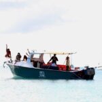 St Maarten Boat Tour with Lunch, Drinks, & Snorkeling Gear - What’s Included and What to Keep in Mind
