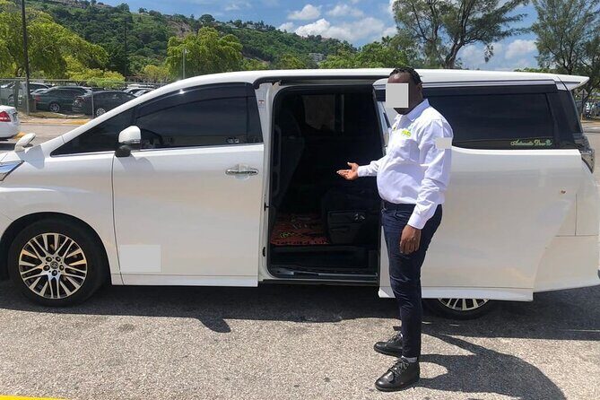 St.Thomas to St.Thomas Airport (STT) - Departure Private Transfer - What to Expect on Your Ride