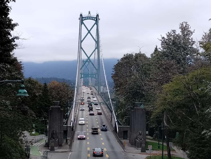 Stanley Park Tour by Car:Small Group Value,See More,Pay Less - Why This Tour Excels