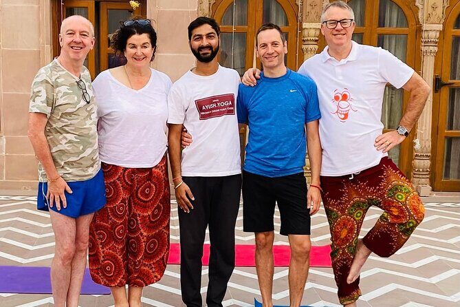 Sunrise Yoga / Mixed Level Class - The Sum Up