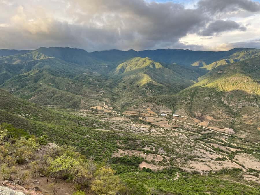 Sunset at El Picacho Teotitlán del Valle  Hike and panoramic views - Why This Tour Offers Great Value