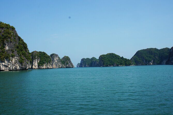 Sunset on Lan Ha Bay one of the most beautiful bay in the world - FAQs