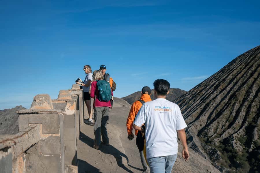 Surabaya/Malang/Probolinggo: Bromo Ijen with Bali Drop-off - What Makes This Tour Stand Out
