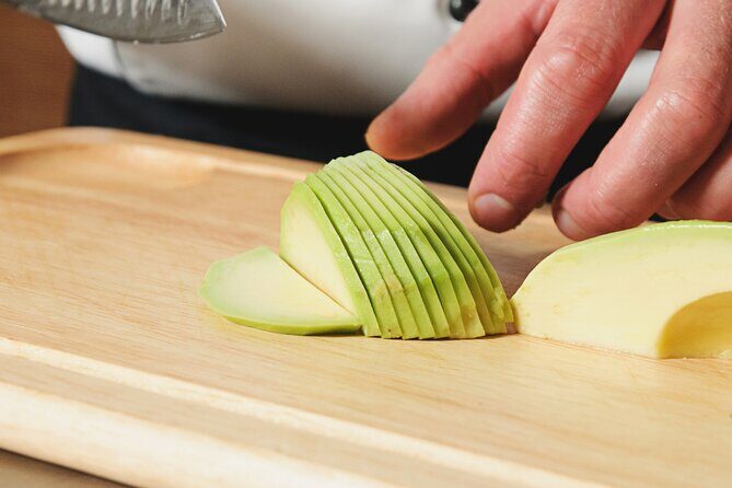 Sushi Making Cooking Class at a Local Distillery in Chicago - Why This Experience Works