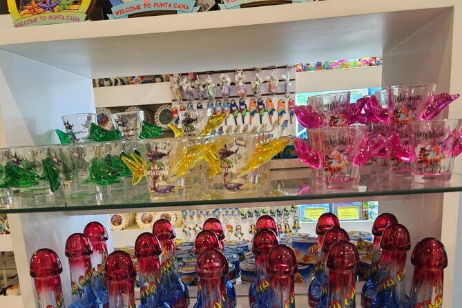 Suvenirs shopin - Who Should Consider This Tour?