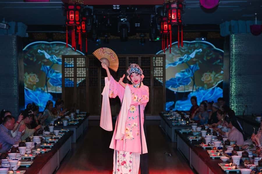 Suzhou: Jiangnan Garden Dining Experience with Pingtan Show - What Makes This Experience Stand Out