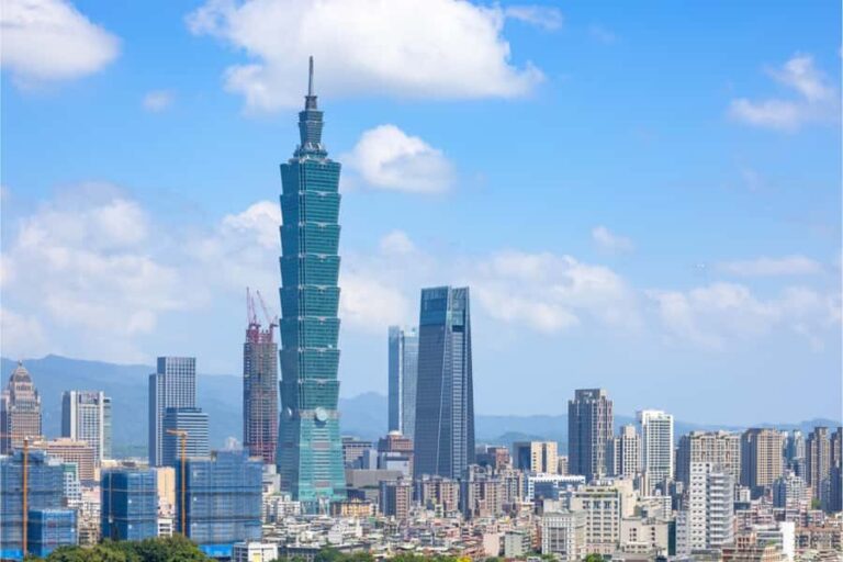Taipei: City Highlights Tour with Taipei 101 Observatory - Who Will Appreciate This Tour?
