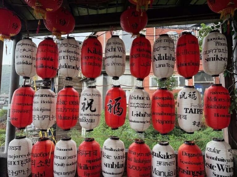 Taipei: Jiufen, Shifen Sky Lanterns & Keelung Nightmarket - The Value of a Private, All-Inclusive Day Trip
