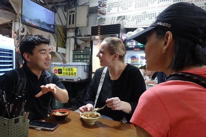 Taipei Walking Food Tour in Ningxia Night Market(10 Foods Incl.) - Learning the Art of Eating Like a Local