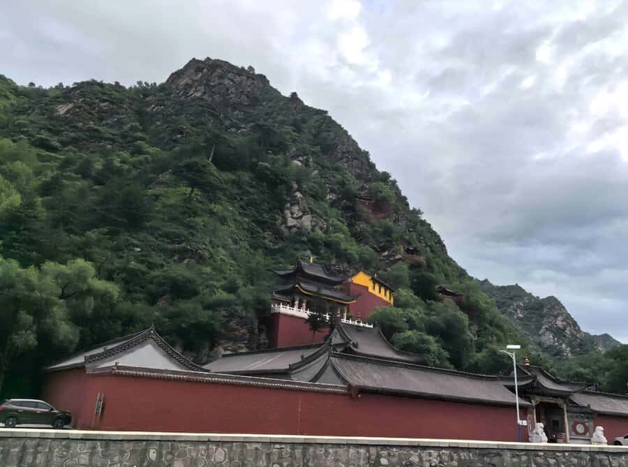 Taiyuan: Mount Wutai 1 Day Trip with Transfers and Guide - The Scenic Drive and Arrival