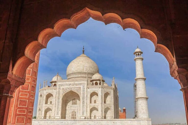 Taj Mahal Foreigner High-Value Express Entry Tickets - What to Expect During Your Visit