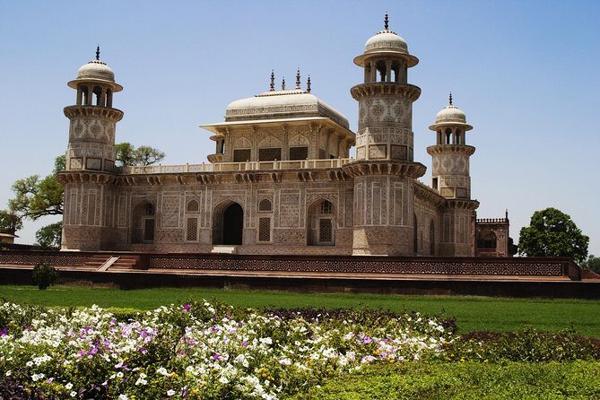 Taj Mahal Sunrise and Agra Overnight Tour from Hyderabad - Exploring Mughal Marvels: Agra Fort and Mehtab Bagh