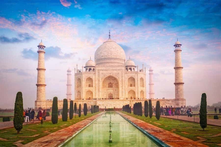 Taj Mahal Sunrise Tour: Agra Morning Experience Guided Visit - What Makes This Tour Stand Out