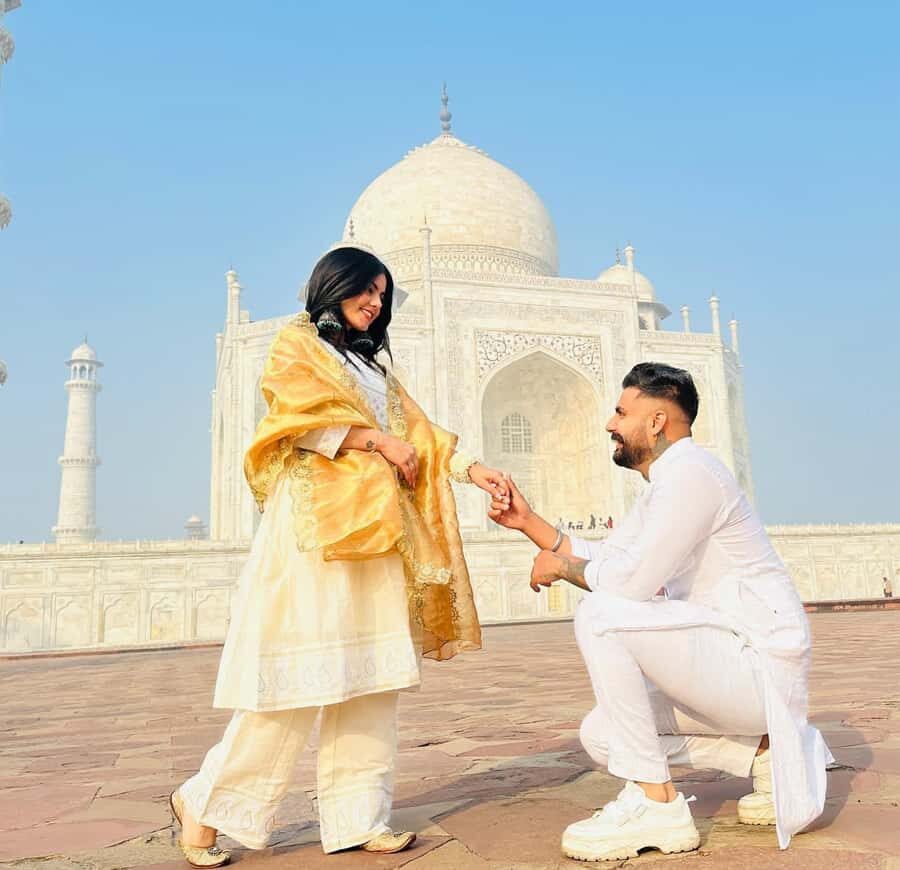 Taj Mahal Vip tickets with complimentary guide & pickup/drop - The Itinerary: What You’ll See and Do