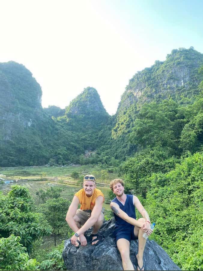 Tam Coc: Dundj Cave Boat Trip & Hidden Valley Experience - A Close Look at Dundj Valley: A Natural and Cultural Gem