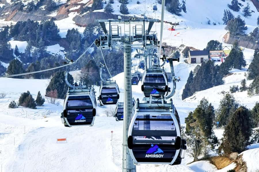 Tashkent: Chimgan Mountains and Charvak Reservoir Tour - Transportation, Timing, and Group Dynamics