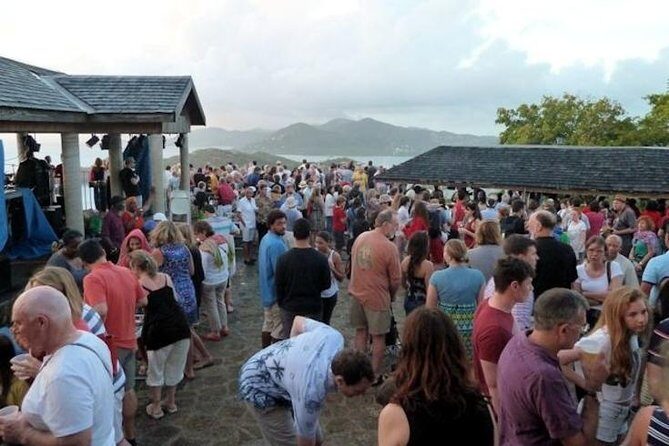 Taxi to Shirley heights lookout Sunday social package - Who Should Consider This Tour?