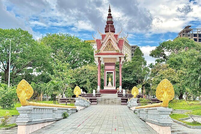 Temple and Local Market in Sihanoukville History tour - What’s Included and What’s Not