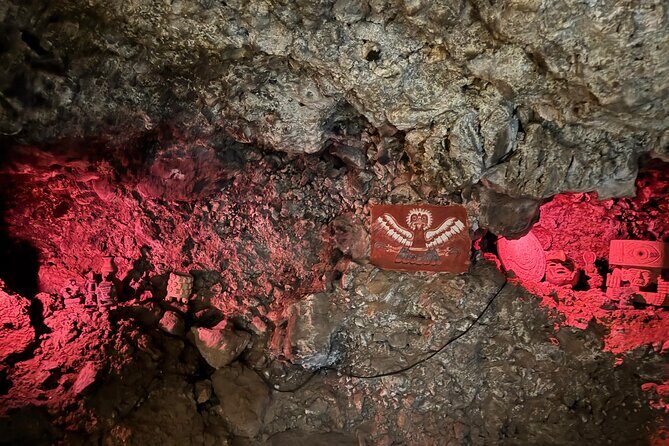 Teotihuacan Sacred cave and ritual of the ball game - Murals and Cultural Heritage