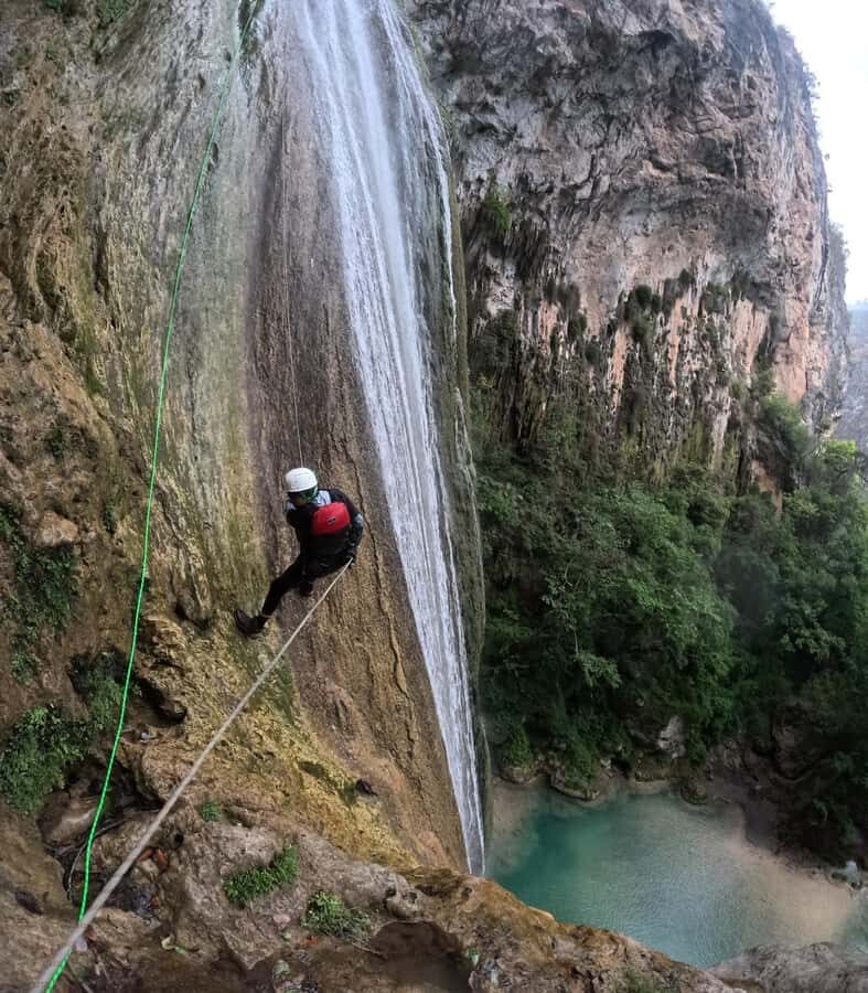 The 7 Abseils of Chipitín: Extreme Adventure in the Sierra - Who Should Consider This Tour?
