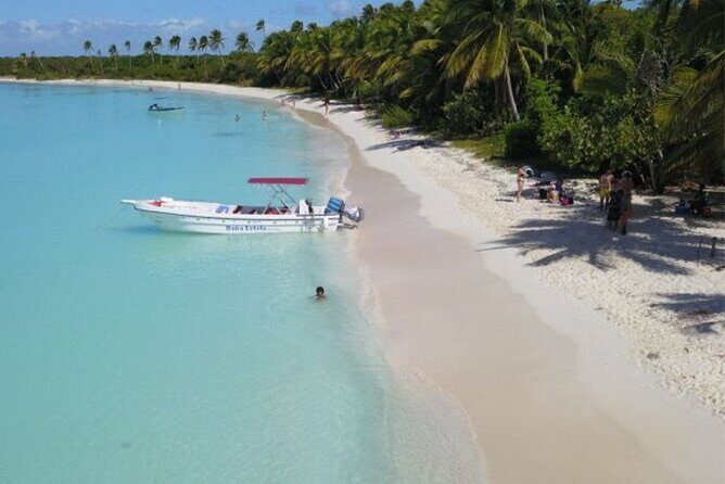 Three Treasures of Saona Palmilla, Pueblo and Canto de la Playa - The Experience Provider: JAC Tours Punta Cana