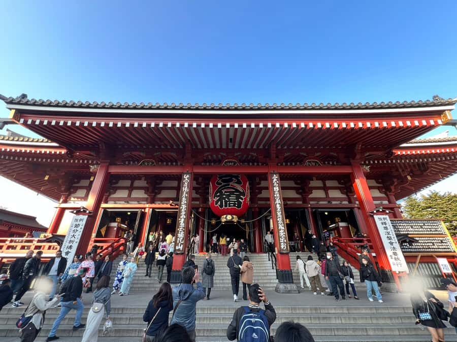 Tokyo: Asakusa Walking Tour of Sensoji Temple & Surroundings - Exploring Asakusa: What You Can Expect
