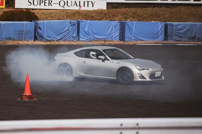 Tokyo Drift Lesson: Experience Drifting With A Pro Near Tokyo - Who Will Love This Experience?