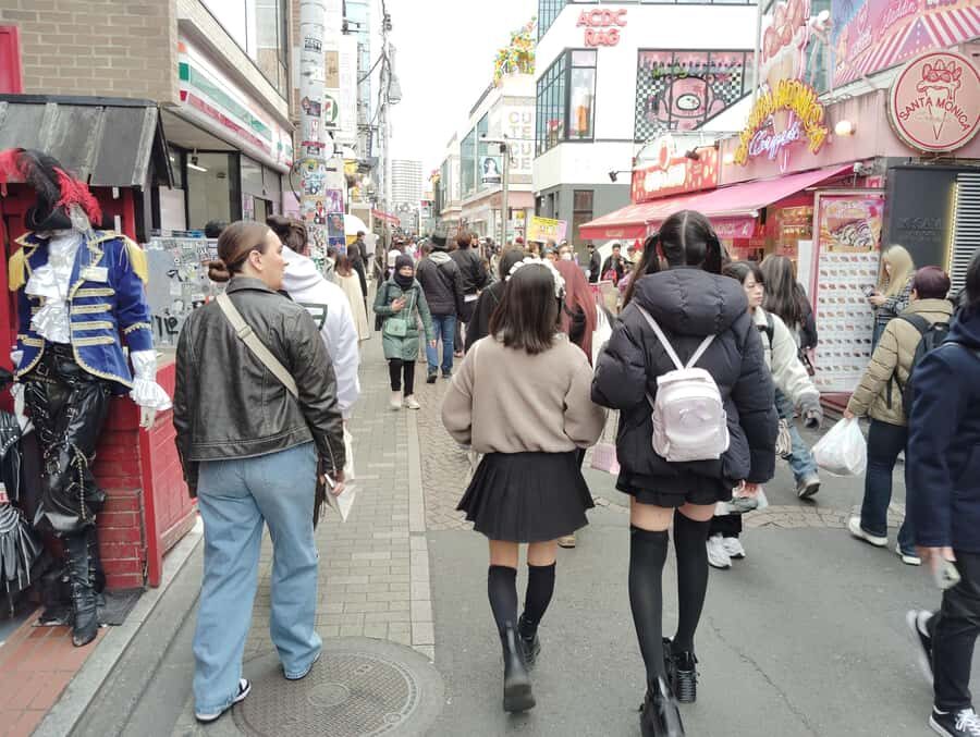 Tokyo: Harajuku Takeshita Street Guided Tour with Sweets - In-Depth Look at the Tour Itinerary