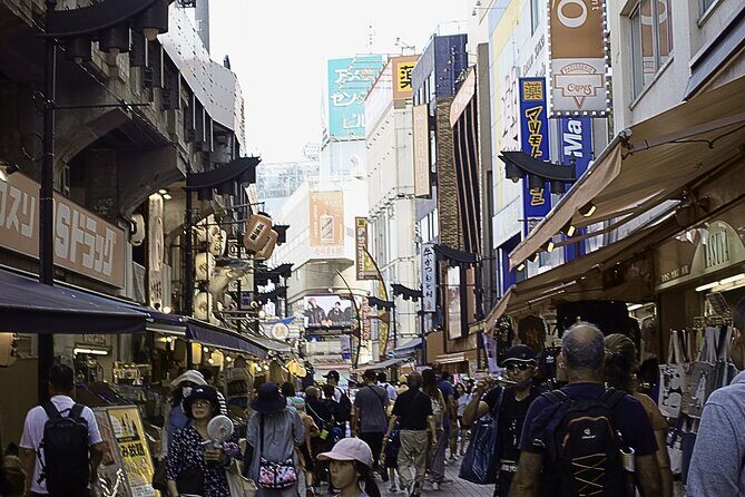 TOKYO : How to Visit "AMEYOKO" Famous Authentic Market - What You Can Expect from the Tour