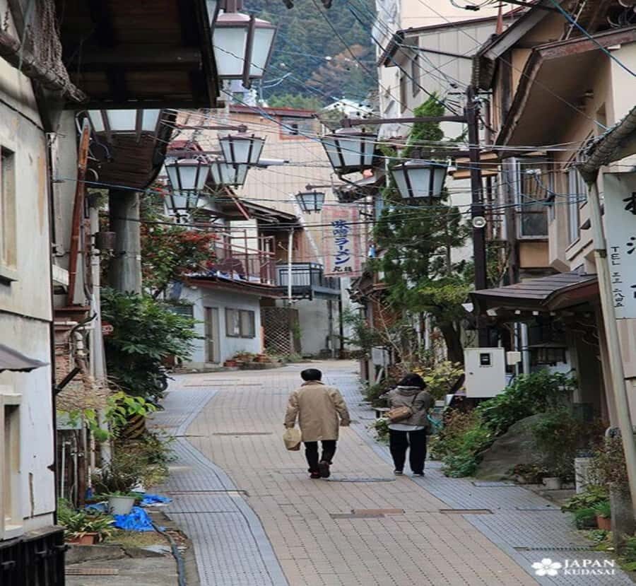 Tokyo: Nagano Togakushi Shrine, Sake & Zenkoji Tour - What Makes This Tour Stand Out