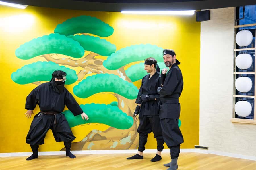 Tokyo: Ninja in Ginza: Throw Shuriken in Authentic Costume - What to Expect from the Experience