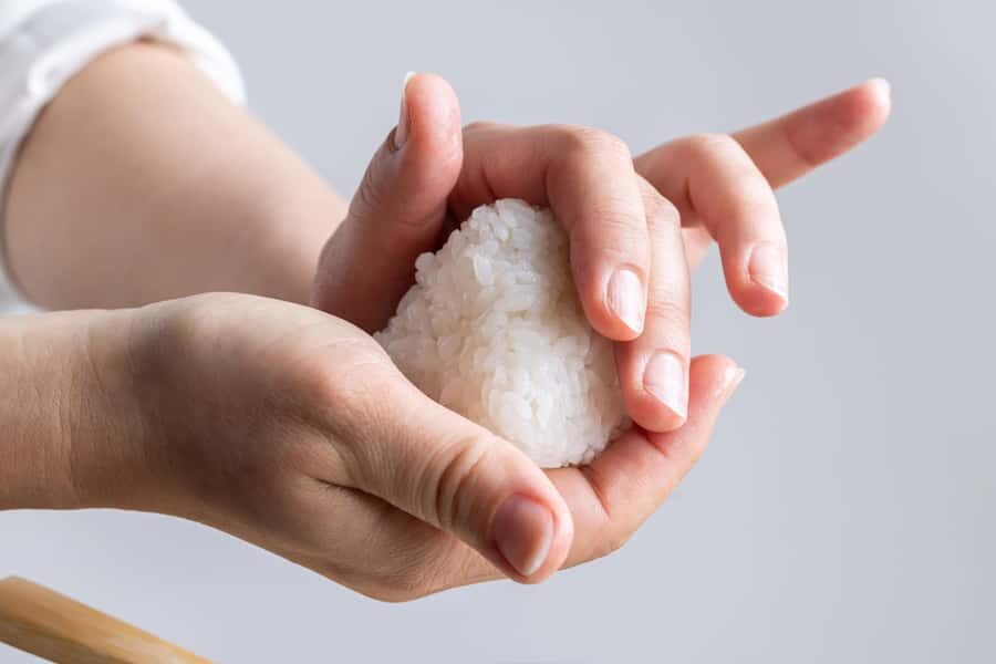 Tokyo: Onigiri Making Experience - Japanese Traditional Food - An In-Depth Look at the Onigiri Making Experience