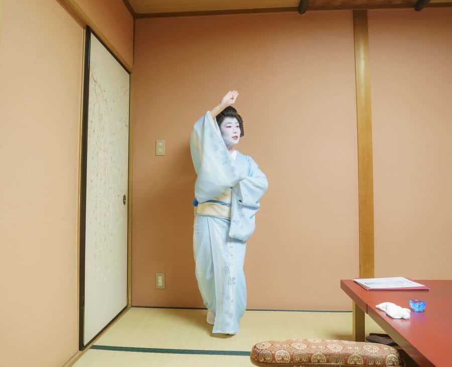 Tokyo: Private dinner with Geisha at a Member's only Ryotei - The Kaiseki Dinner