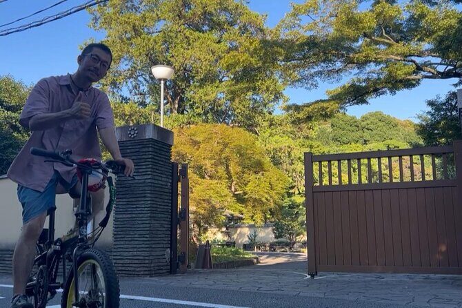 TOKYO: Tailored Gardens Tour with Pro Gardener by E-bike -LIGHT - Why This Tour Might Be Perfect for You