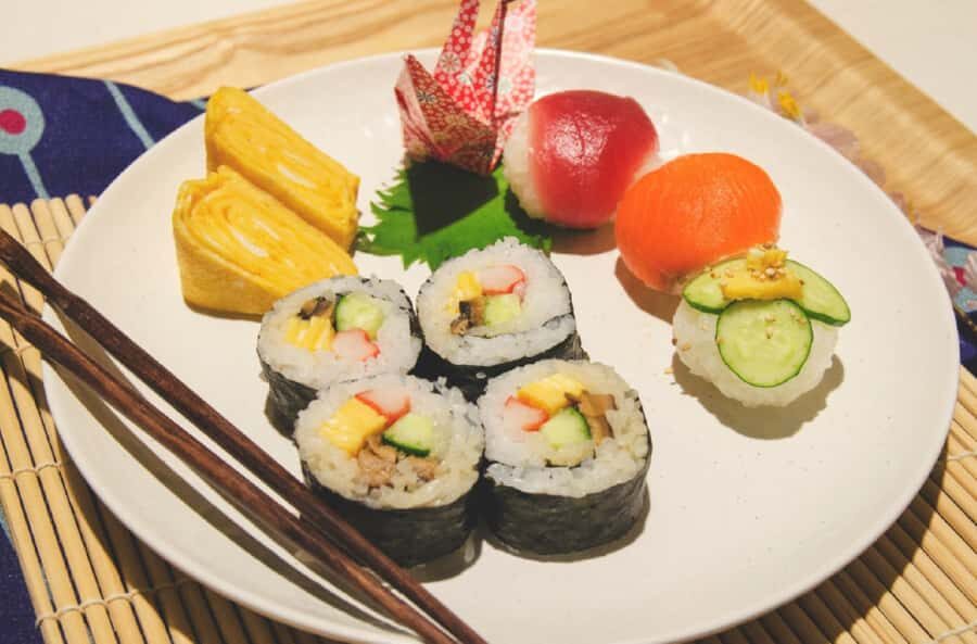 Tokyo: Tsukiji Market Walking Tour & Sushi Cooking Class - Authenticity, Atmosphere, and Overall Experience