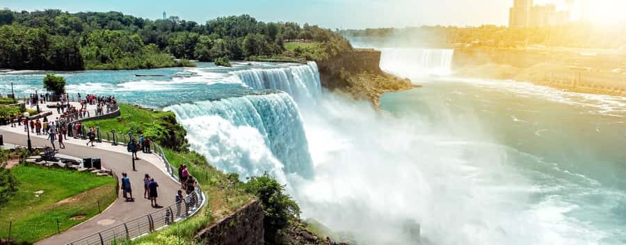 Toronto: Niagara Falls Day Tour - Exploring Niagara Falls in Depth