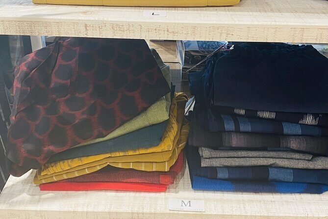 Tour of antique shops, cultural stores known only to the locals - Practical Details and Logistics