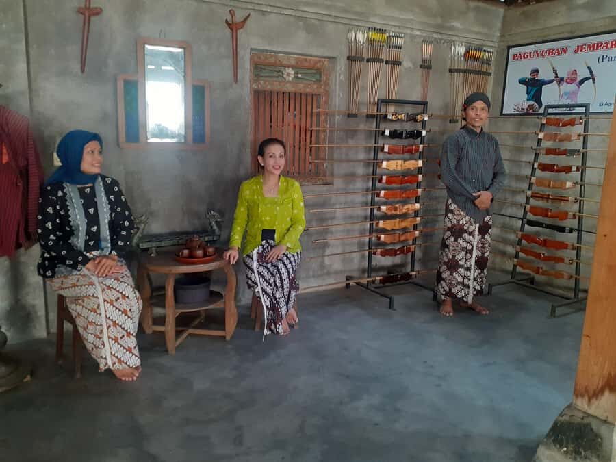 Traditional Archery Class (Jemparingan) - What to Expect During the Class