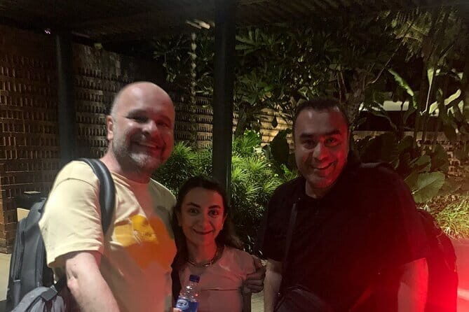 Transfer Bali Airport to Sanur/ Nusa Dua/ Ubud / Uluwatu/ Lovina - Vehicle Comfort and Capacity