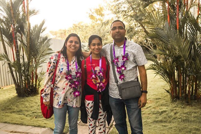 Transfer between Colombo Airport (CMB) and Hilton Colombo, Colombo - What Travelers Can Expect in Practice